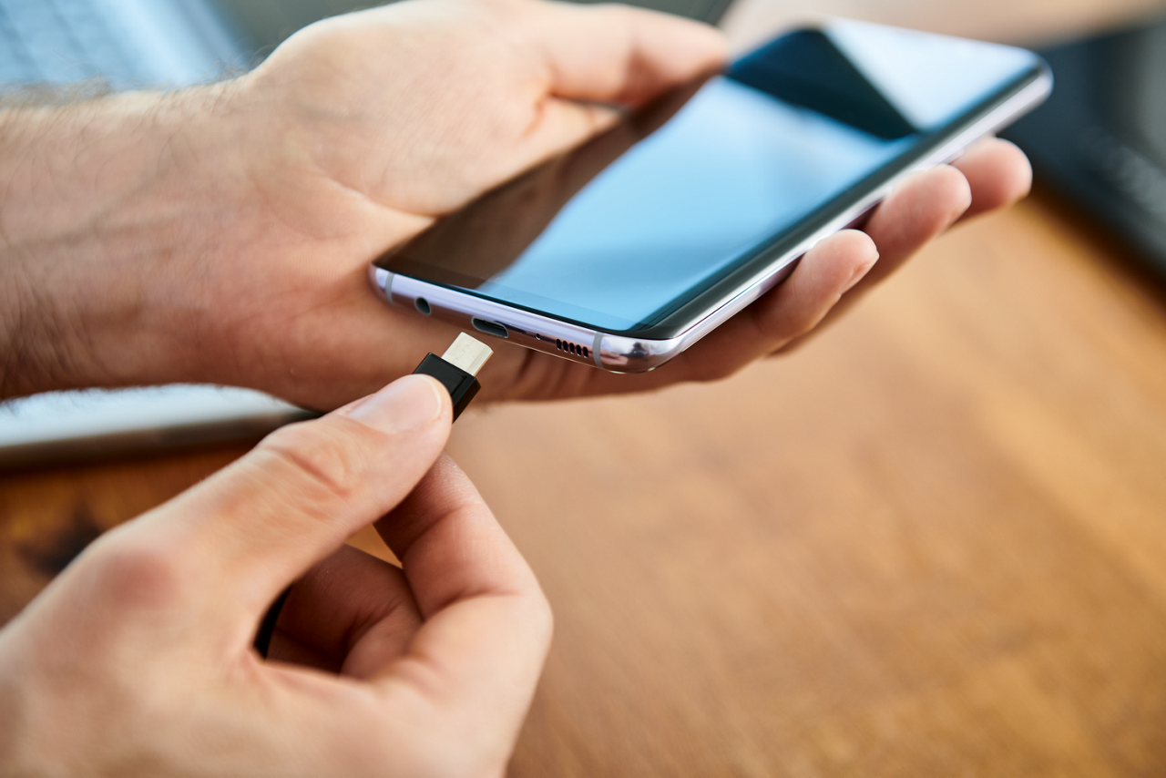 EZ-PD™ PAG2-PD USB-C PD 控制器 | Infineon英飞凌官网